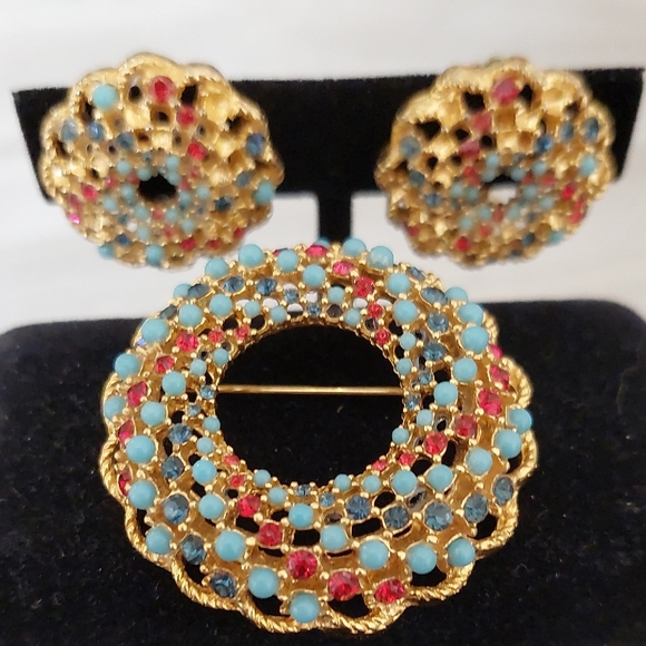 Sarah Coventry | Jewelry | Sarah Coventry Brooch Earring Songs Of India ...